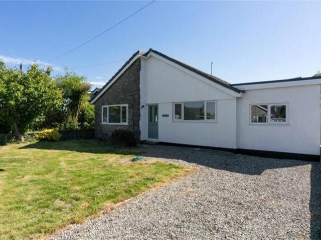 4 Bedroom Bungalow Isle Of Anglesey Isle Of Anglesey LS100456265