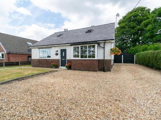 4 Bedroom Bungalow Lancs Lancashire 98504037