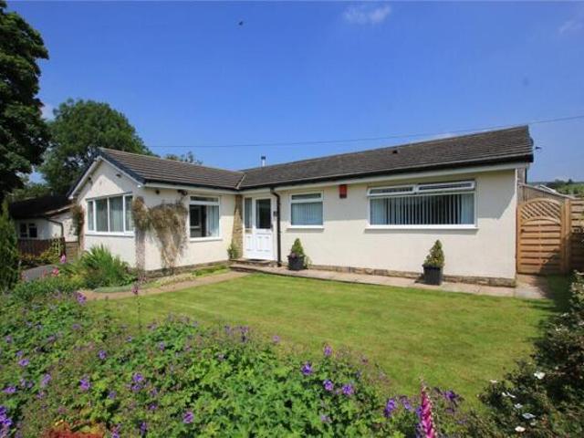 4 Bedroom Bungalow Lancs Lancashire 101892264