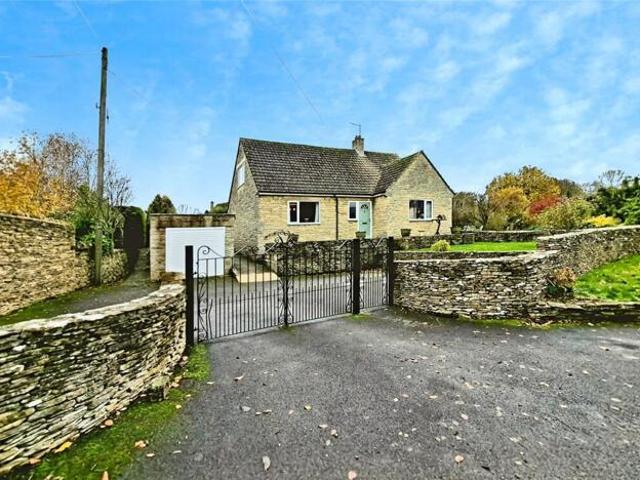 4 Bedroom Bungalow Lechlade Gloucestershire LS101025567