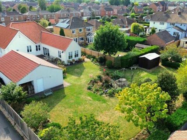 4 Bedroom Bungalow Lincolnshire Lincolnshire LS99475934