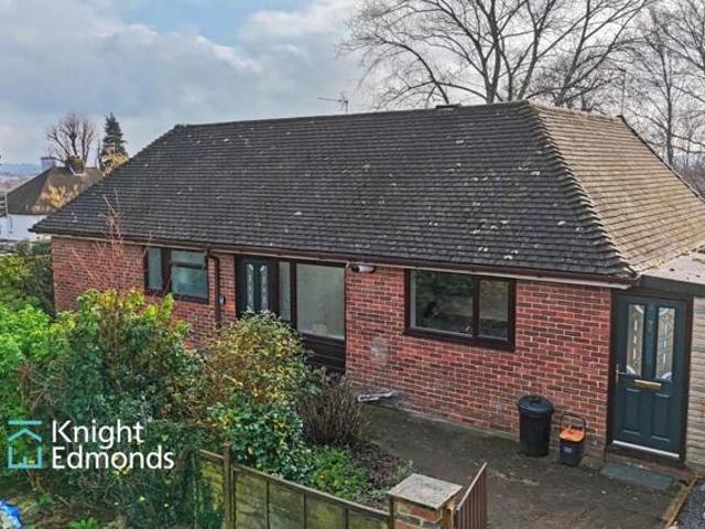 4 Bedroom Bungalow Maidstone Kent 99571960