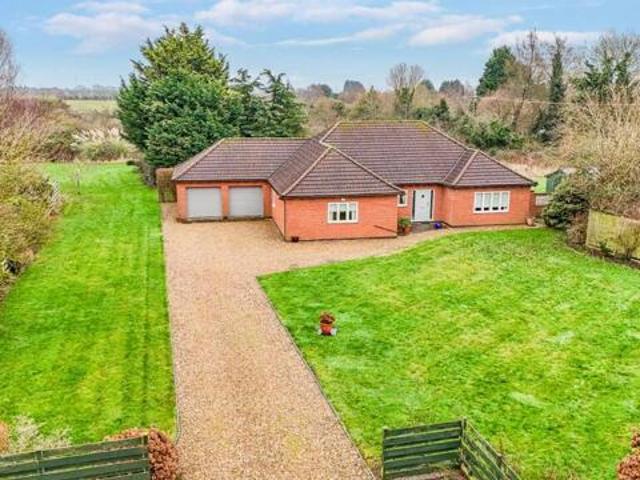 4 Bedroom Bungalow Norfolk Norfolk LS98834997