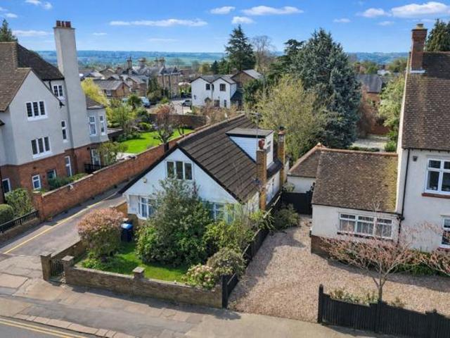 4 Bedroom Bungalow Northampton Northamptonshire 101316215