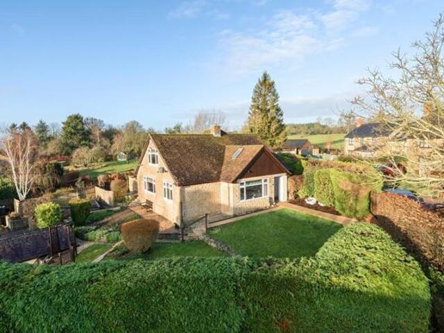 4 Bedroom Bungalow Northamptonshire Northamptonshire 99736073