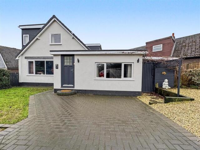 4 Bedroom Bungalow Scissett Scissett LS101025803