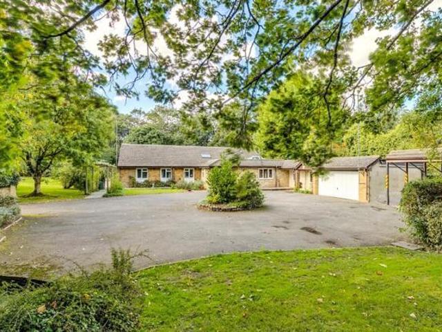 4 Bedroom Bungalow Stevenage Hertfordshire 100263319