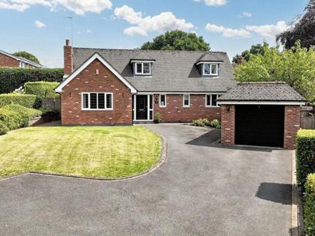 4 Bedroom Bungalow Stoke On Trent Stoke on Trent LS99523652