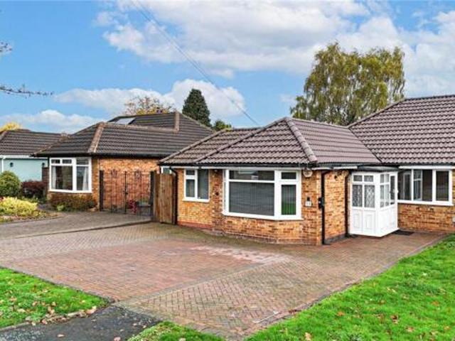 4 Bedroom Bungalow Sutton Coldfield Birmingham LS99344775
