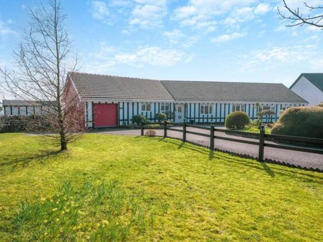 4 Bedroom Bungalow Rhondda Cynon Taff Rhondda Cynon Taff 100263149