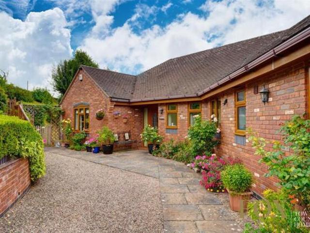 4 Bedroom Bungalow Worcestershire Worcestershire 98612549
