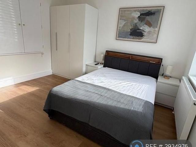 4 bedroom bungalow to rent
