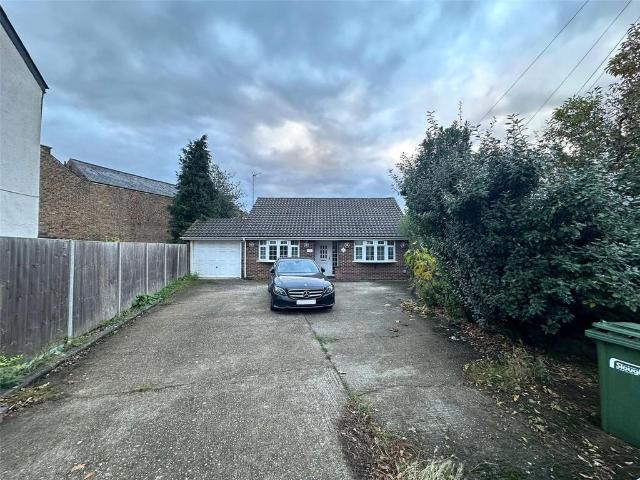 4 bedroom bungalow to rent