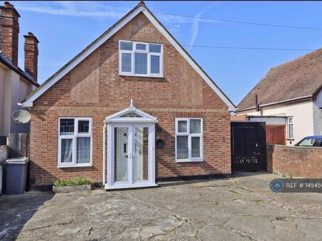 4 bedroom bungalow to rent