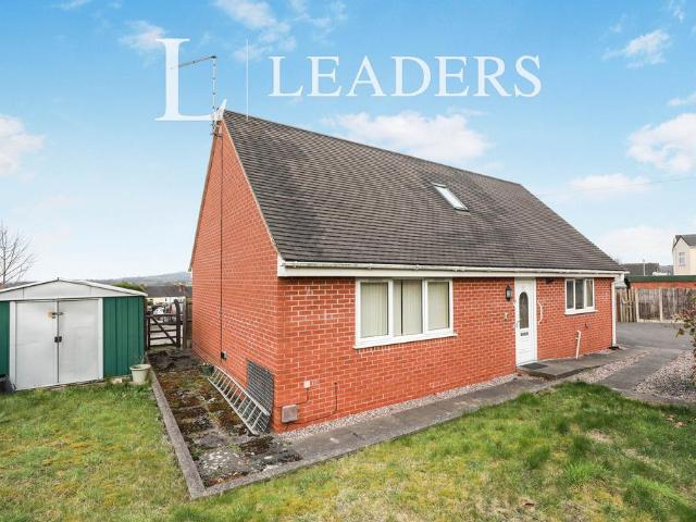 4 bedroom bungalow to rent
