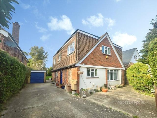 4 bedroom bungalow to rent