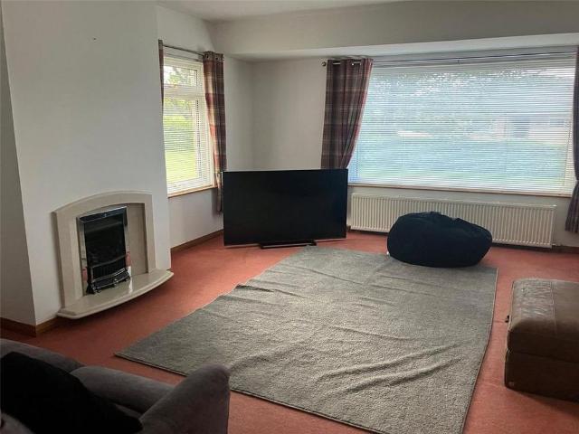4 bedroom bungalow to rent