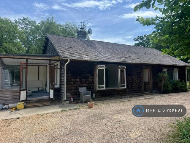 4 bedroom bungalow to rent
