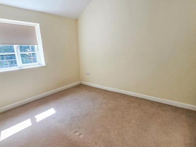 4 bedroom bungalow to rent