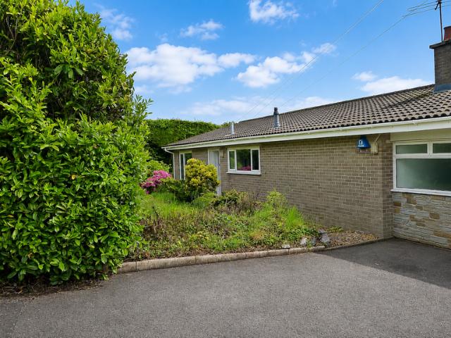 4 bedroom bungalow to rent