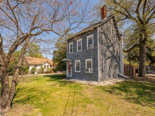 4 bedroom, Burlington Township NJ 08016 102259026