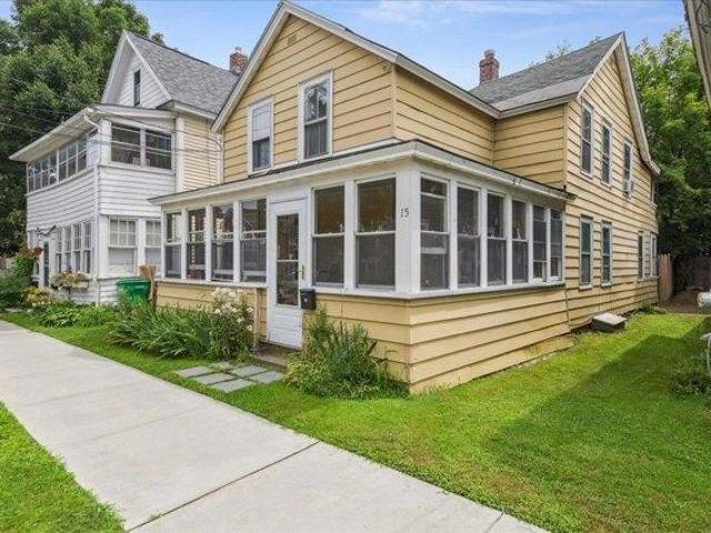4 bedroom, Burlington VT 05401 102594496