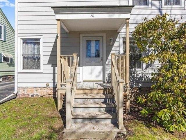 4 bedroom, Burlington VT 05401 102253861