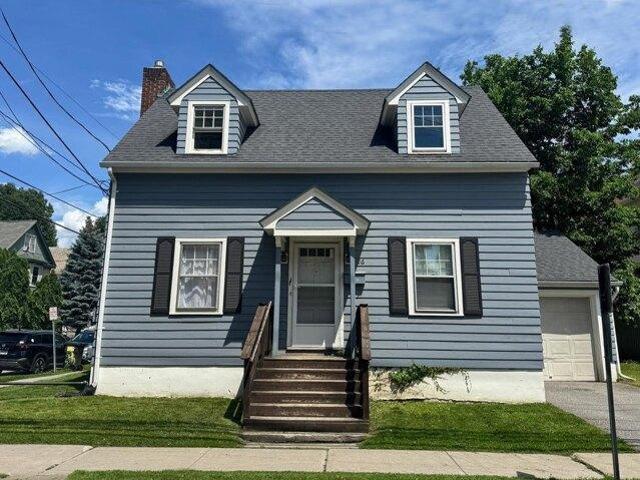 4 bedroom, Burlington VT 05401 103928637