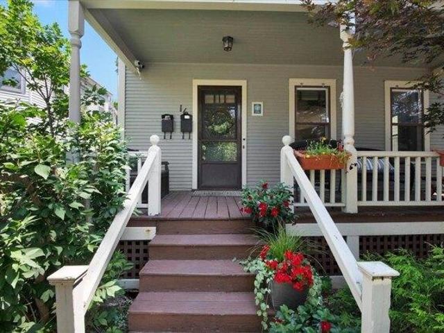 4 bedroom, Burlington VT 05401 104606202