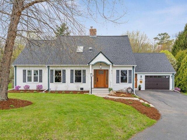 4 bedroom, Burlington VT 05408 102564703