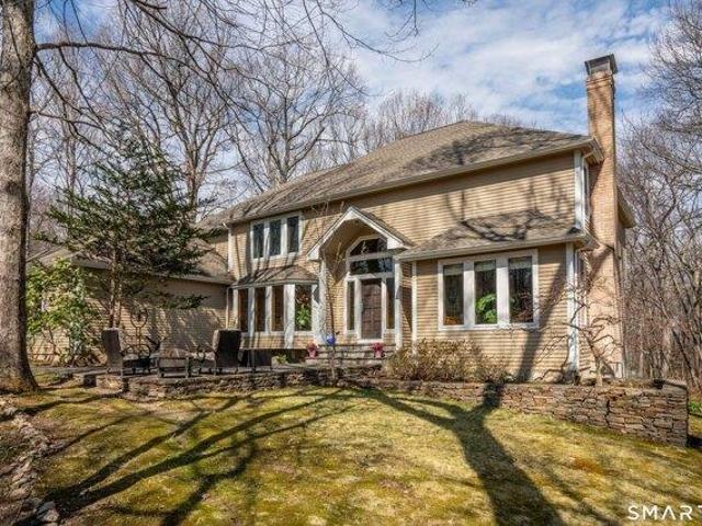 4 bedroom, Burlington CT 06013 LS102585979