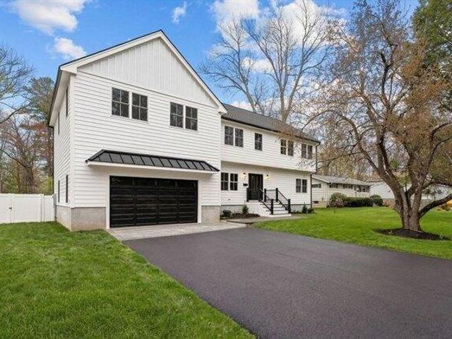 4 bedroom, Burlington MA 01803 101780942