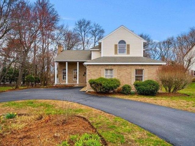 4 bedroom, Burlington MA 01803 LS102477020