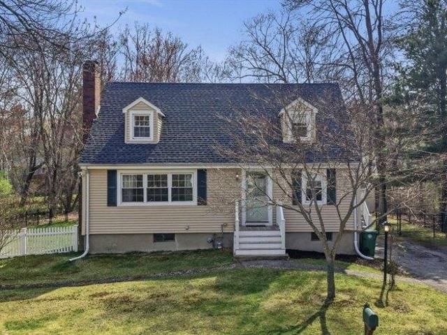 4 bedroom, Burlington MA 01803 LS103072383