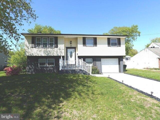 4 bedroom, Burlington NJ 08016 102779050