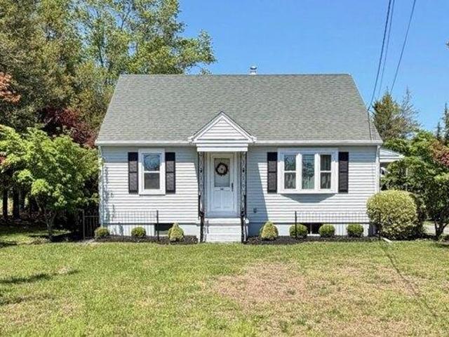 4 bedroom, Burlington NJ 08016 102284327