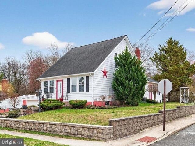 4 bedroom, Burlington NJ 08016 LS102312696