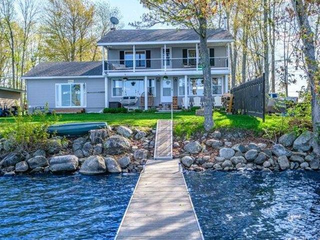 4 bedroom, Burnham ME 04922 102479975