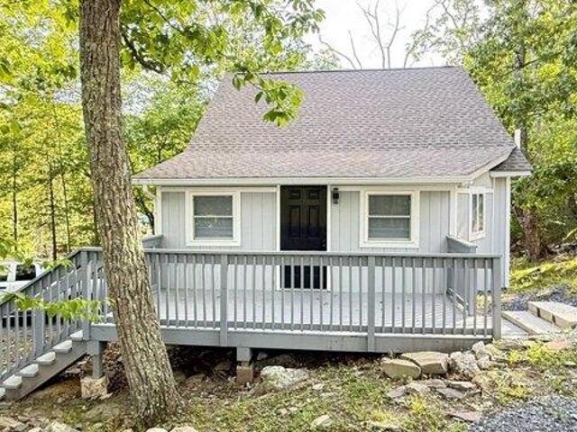 4 bedroom, Bushkill PA 18324 103623148