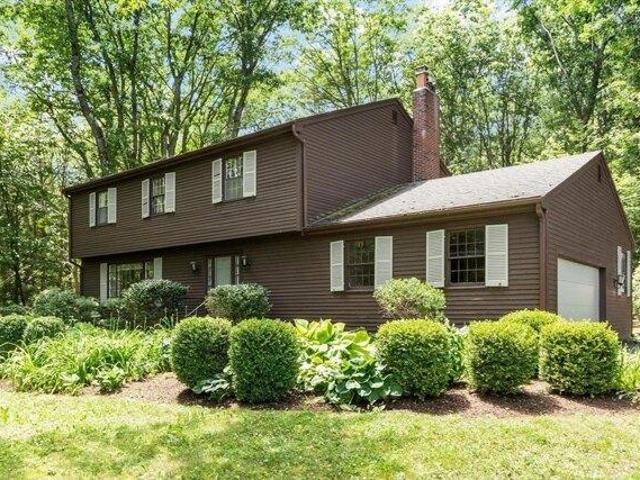 4 bedroom, Gardner MA 01440 104718726
