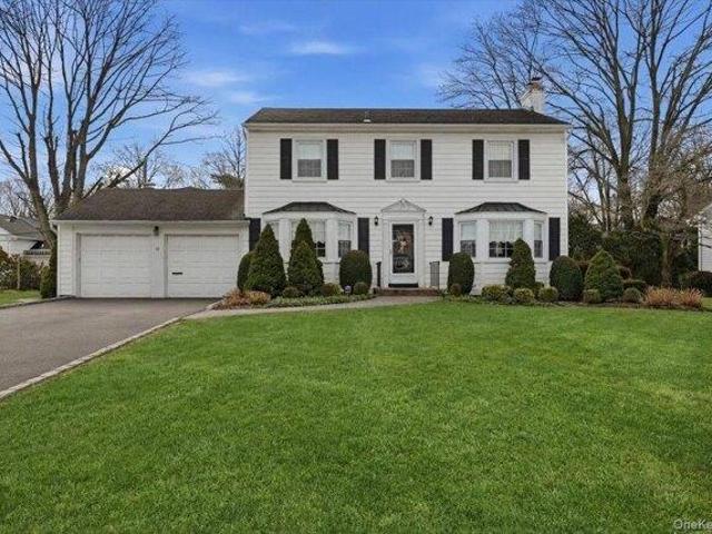 4 bedroom, Garden City NY 11530 103603980