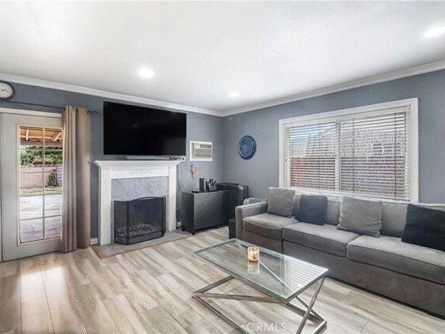 4 bedroom, Garden Grove CA 92840 90892209