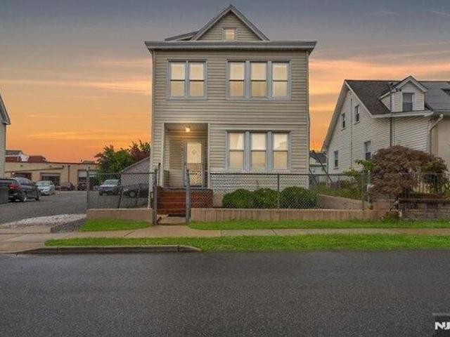 4 bedroom, Garfield NJ 07026 104150331
