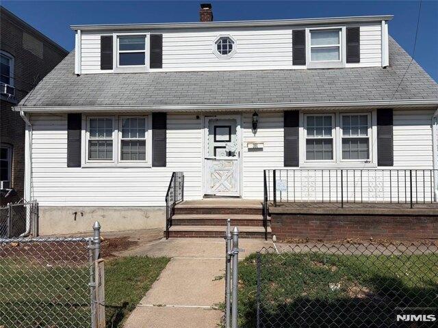 4 bedroom, Garfield NJ 07026 104376878