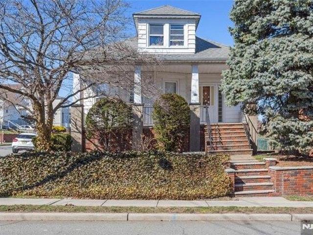 4 bedroom, Garfield NJ 07026 LS102316301