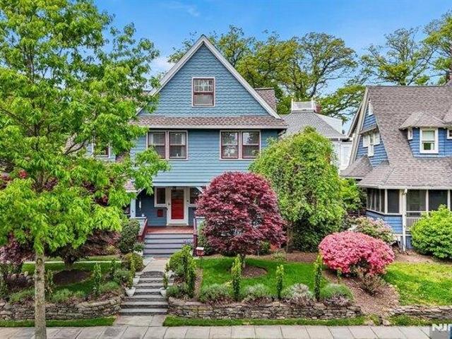 4 bedroom, Glen Ridge NJ 07028 102345708