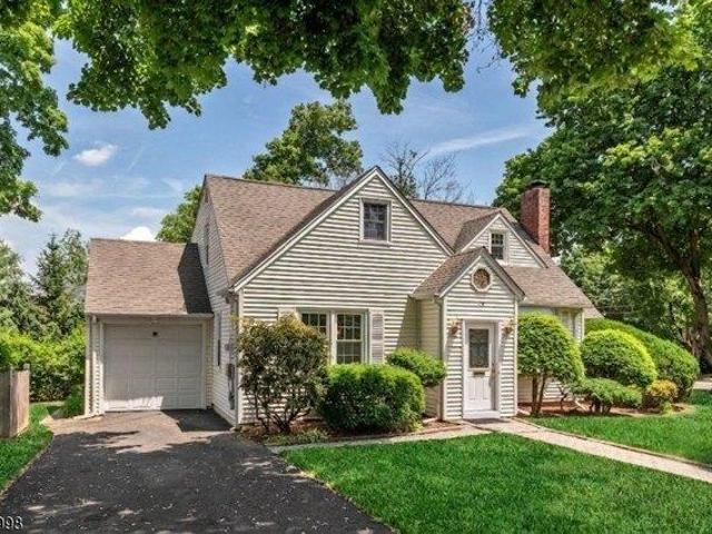 4 bedroom, Glen Rock NJ 07452 104442606