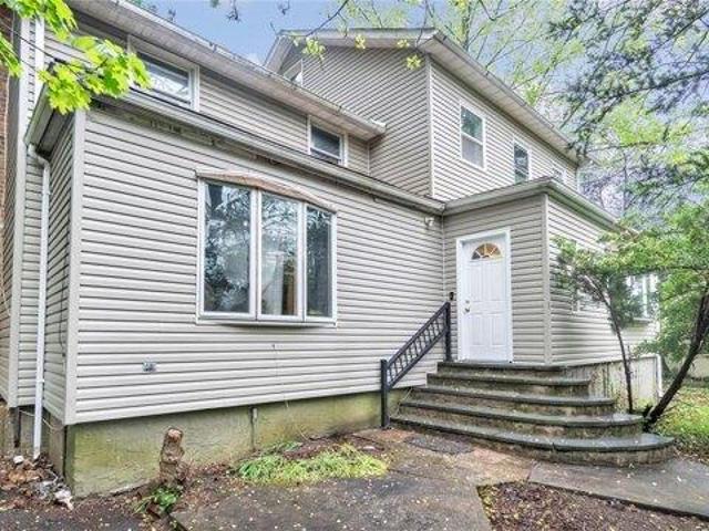4 bedroom, Glenwood Landing NY 11547 100653137