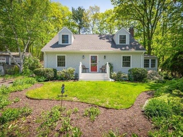 4 bedroom, Gloucester MA 01930 103019091