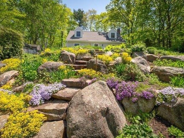 4 bedroom, Gloucester MA 01930 105041209